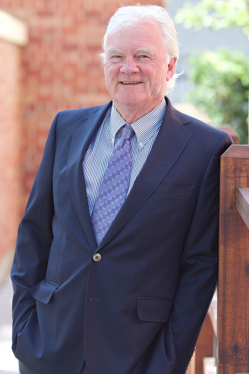 Kelowna Lawyers | Kelowna Law Firm | FH&P Lawyers | Donald Lewthwaite